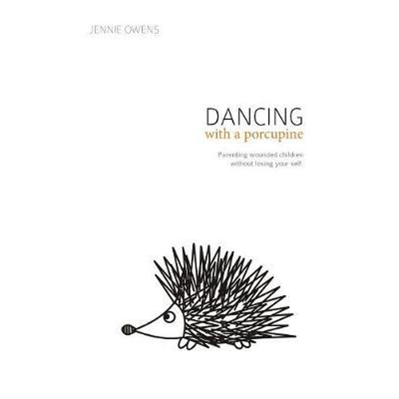 按需印刷不退不换Dancing with a Porcupine[9780692831847]