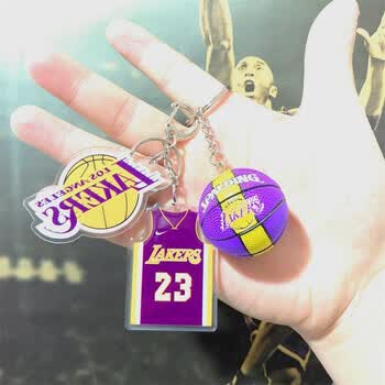 NBA迷你篮球钥匙扣詹姆斯库里科比书包挂件公仔男生个性创意潮流 23号紫球衣+湖人篮球
