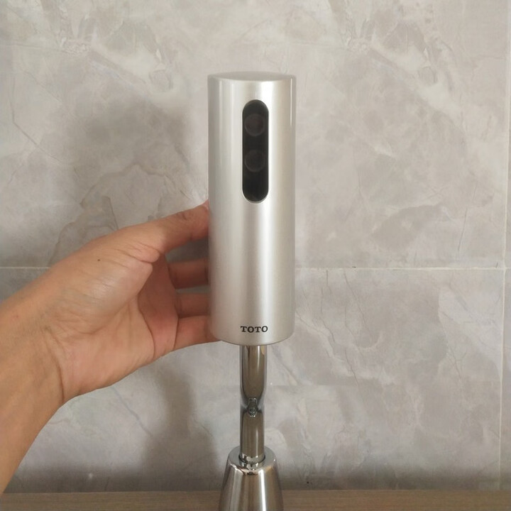 TOTO明装小便斗DUE110BK小便器直流冲洗阀电池盒配件 树脂明装DUE110PSK弯管【图片 价格 品牌 报价】-京东